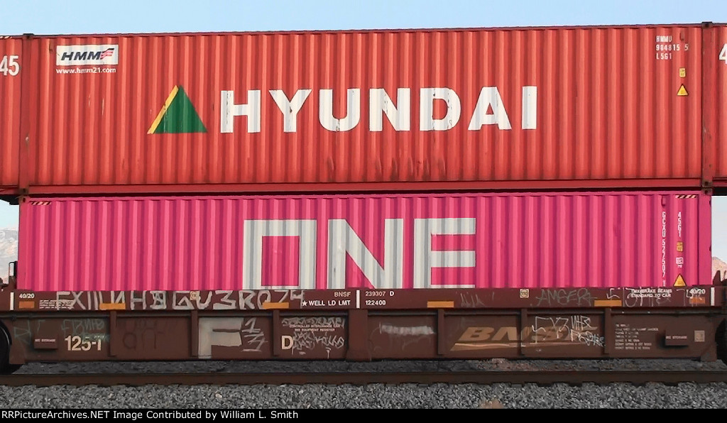 WB Stack Frt at Erie NV W MTSs -70